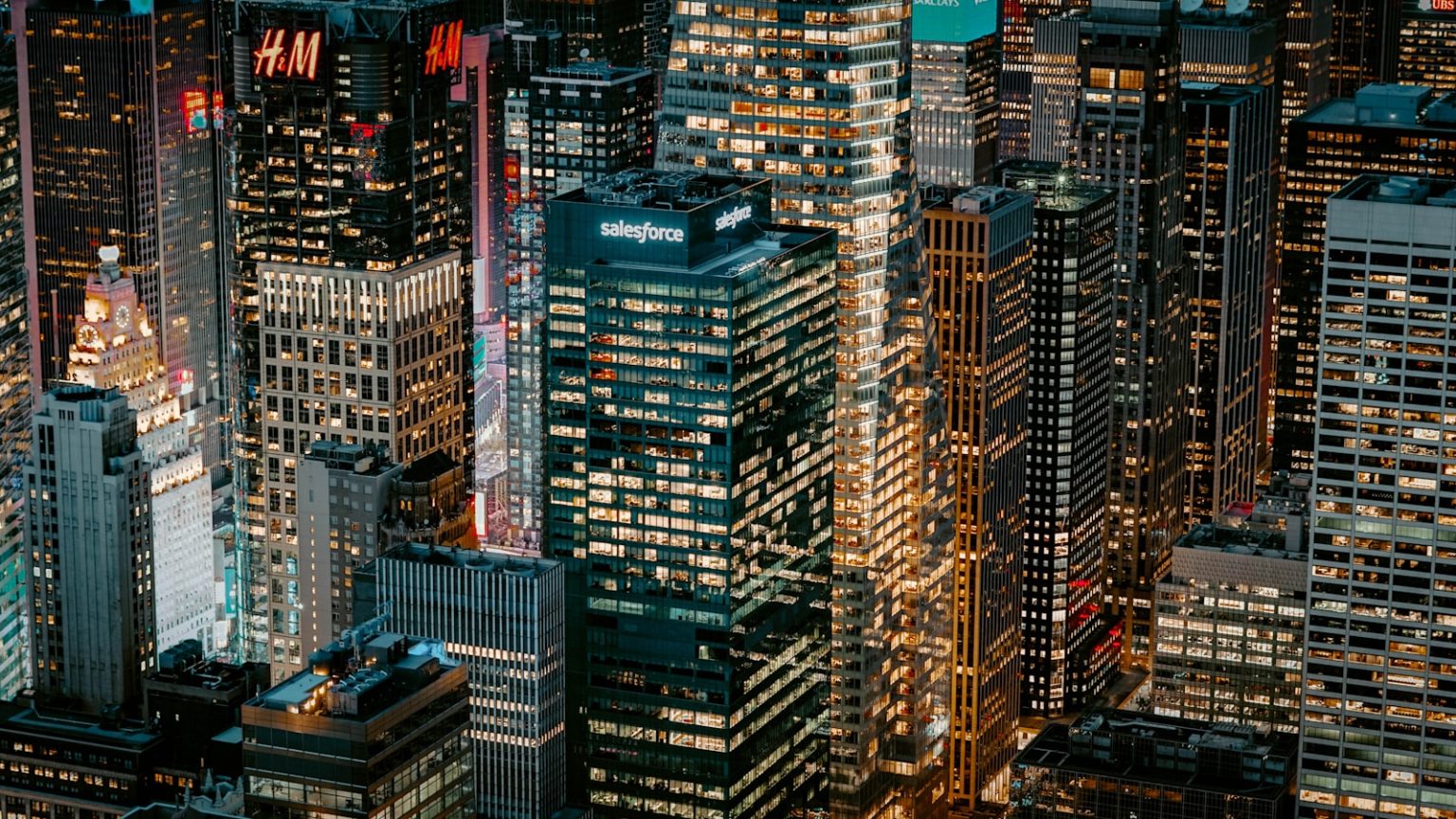Why Living in a Big City is Better? - blog.iNthacity